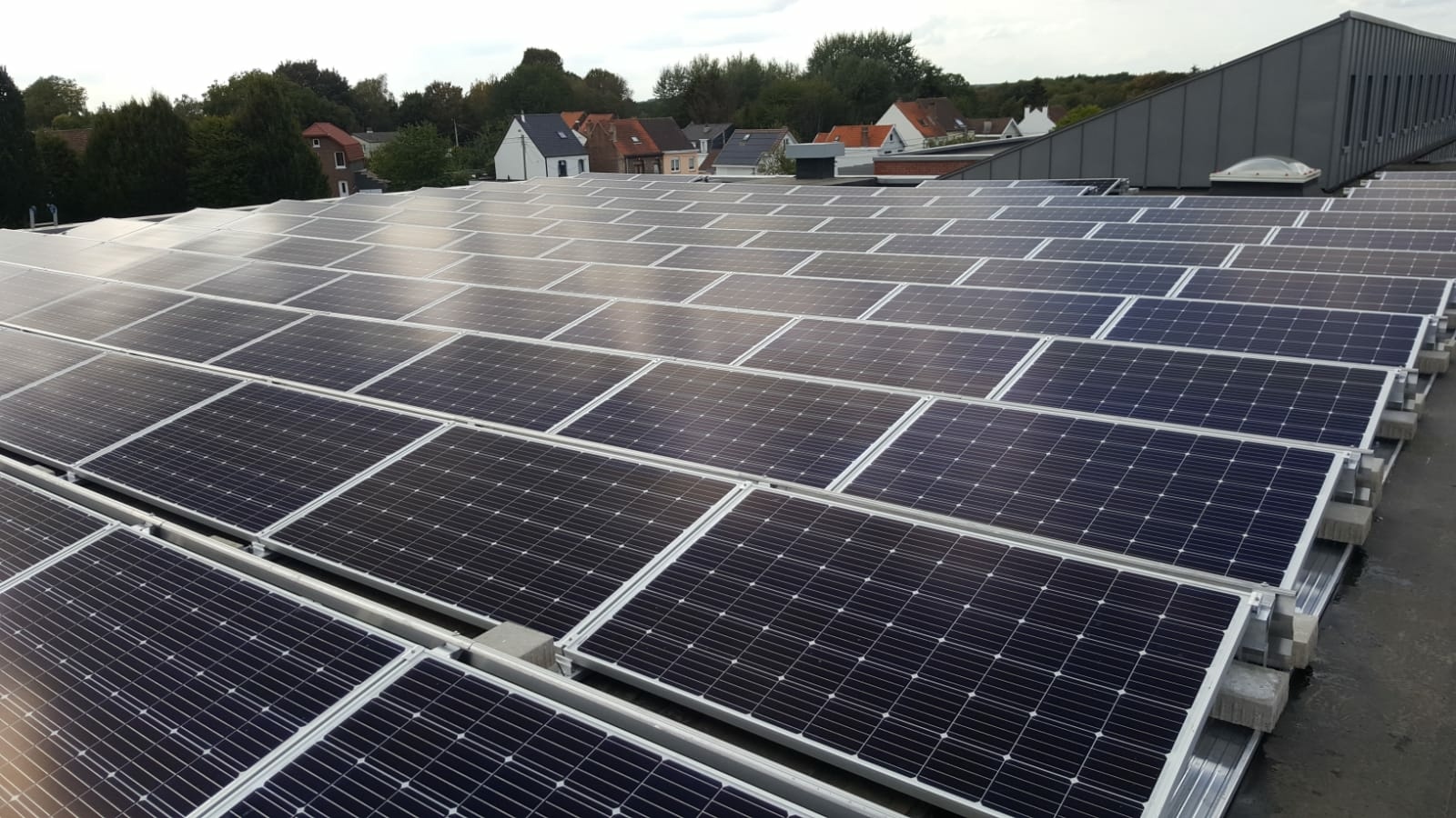 Zonnepanelen plat dak - Solar Protect
